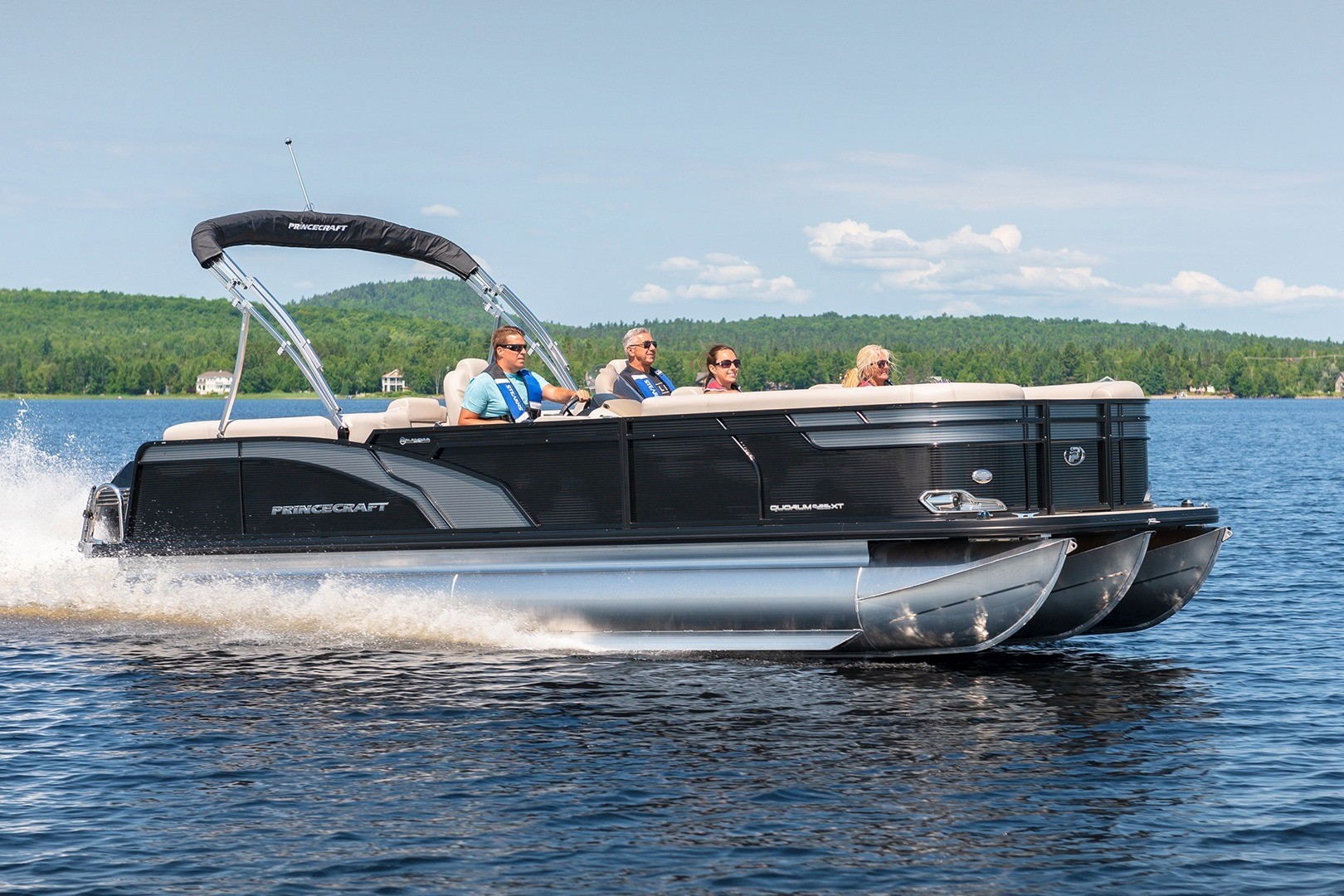 Pontons à vendre | Groupe Thomas Marine