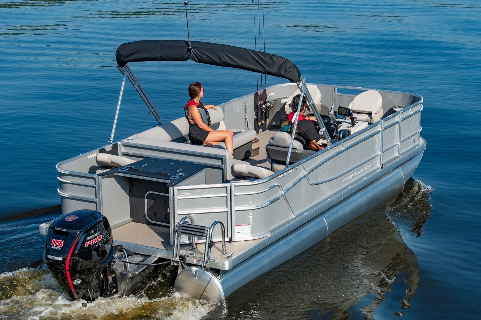 Pontons à vendre | Groupe Thomas Marine