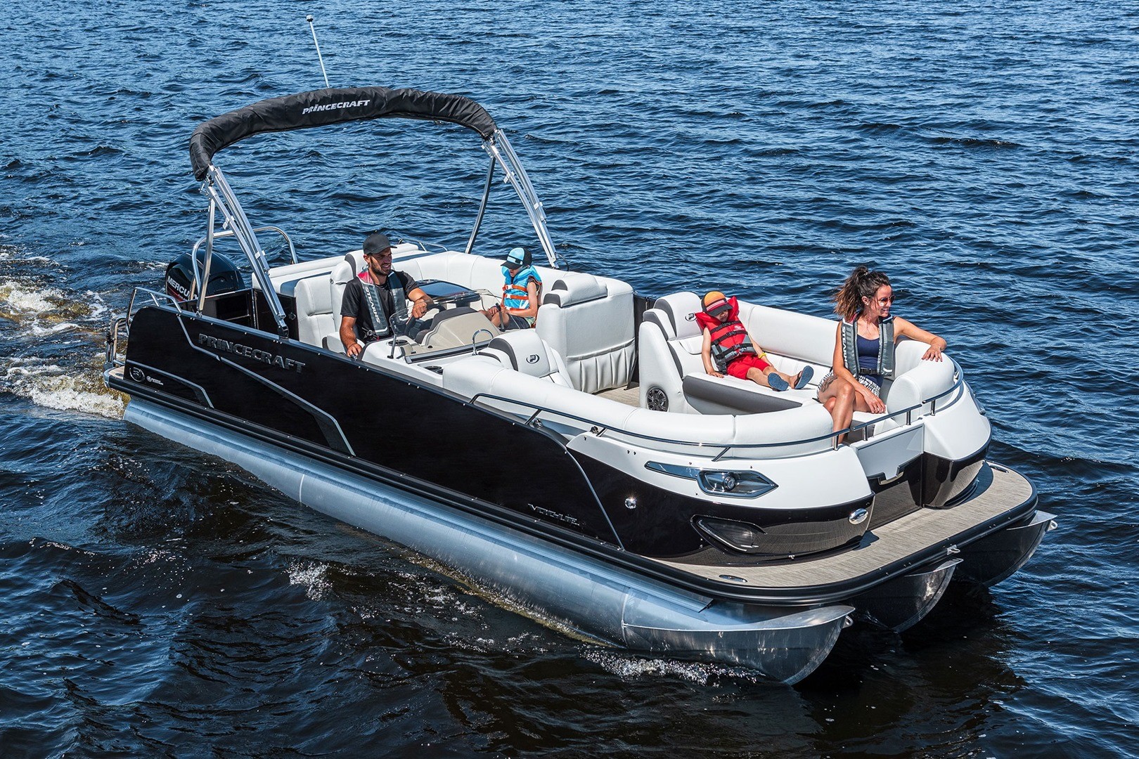 Pontons à vendre | Groupe Thomas Marine